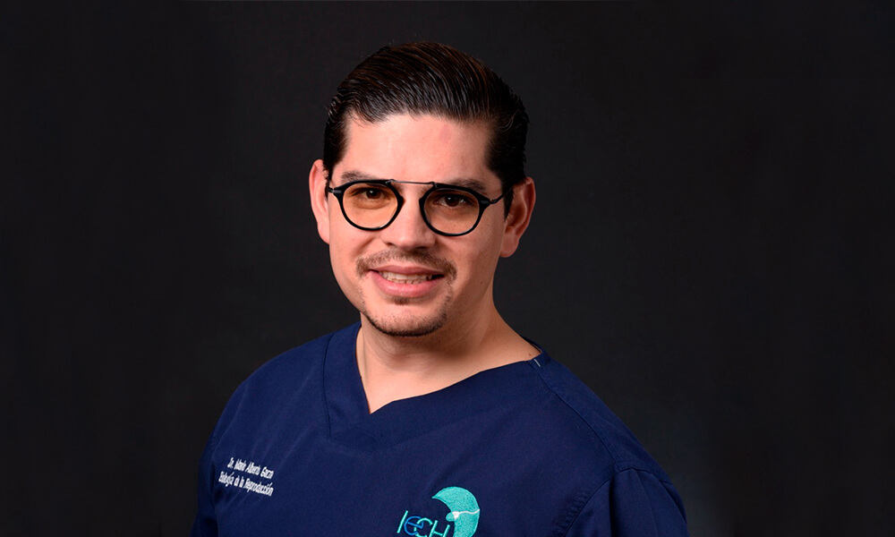Acerca del DR. - Dr. Mario A Garza Fertilidad en Monterrey
